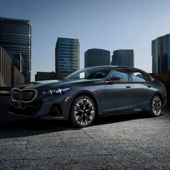 纯电动BMW i5性能及预约试驾 | BMW中国官网