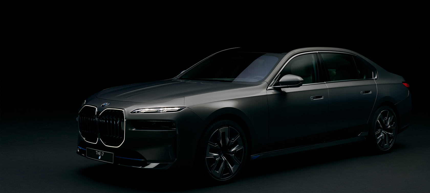 BMW i7：光映前路-宝马中国