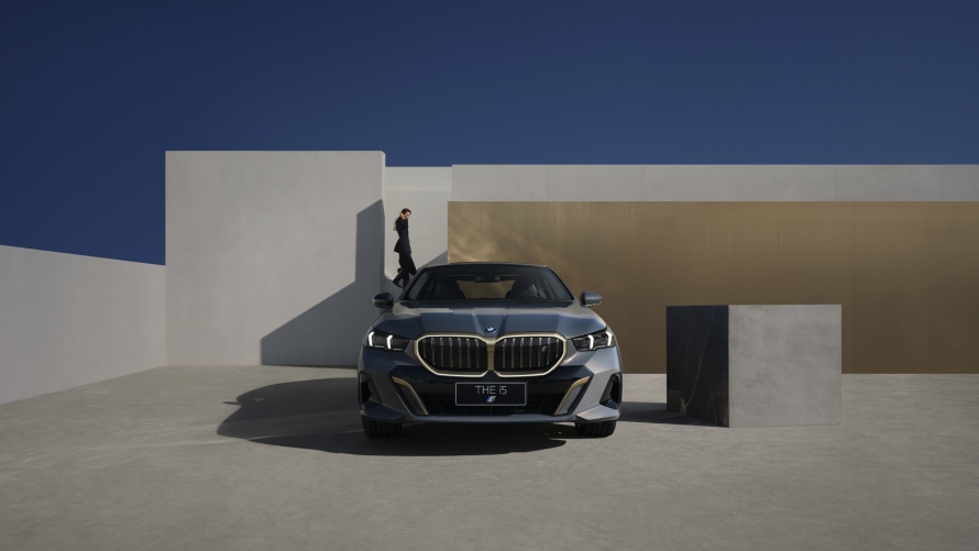 BMW 5系性能及预约试驾 | BMW中国官网